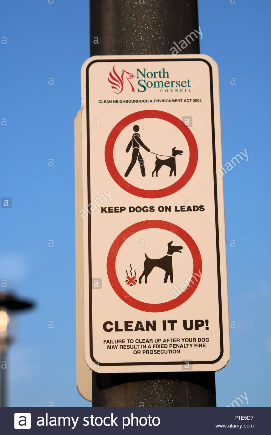 Dog Poo Sign Stock Photos & Dog Poo Sign Stock Images - Alamy
