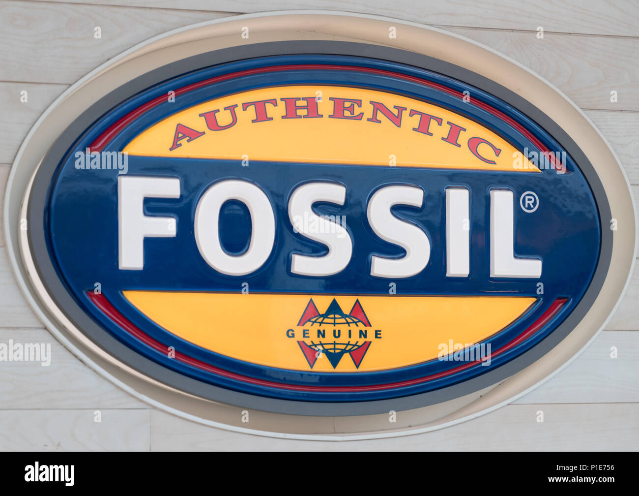 Fossil logo hi-res stock photography and images - Alamy