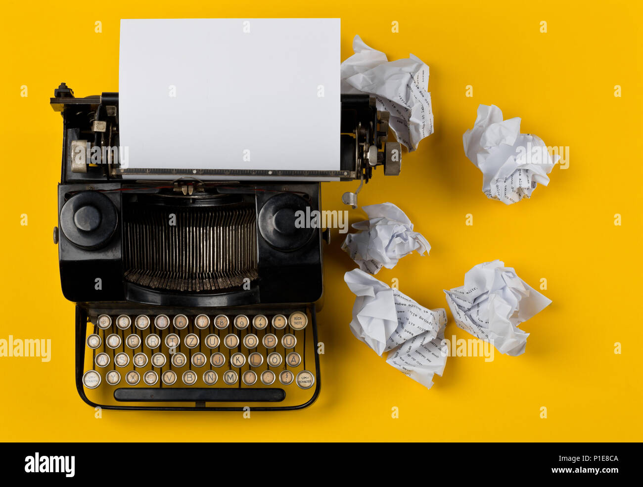 Vintage typewriter top down flatlay shot from above with empty, blank ...