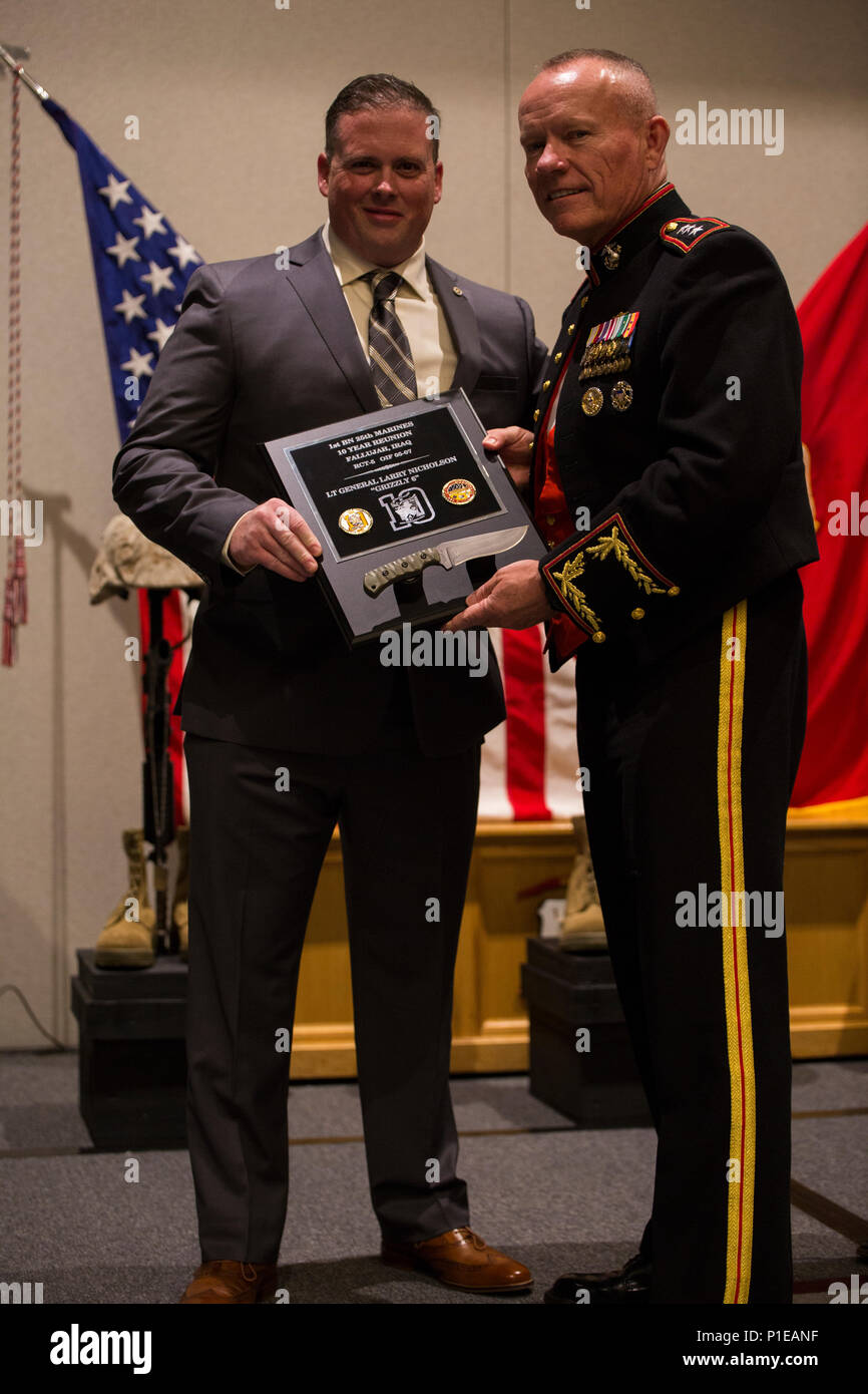 Lt. Gen. Lawrence D. Nicolson (right), commanding general of III Marine ...