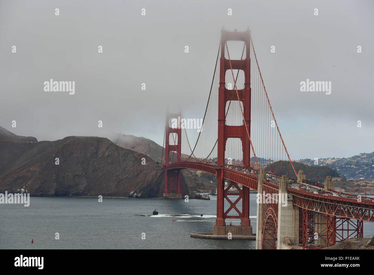 The Los Angeles-class fast attack submarine USS San Francisco (SSN 711 ...