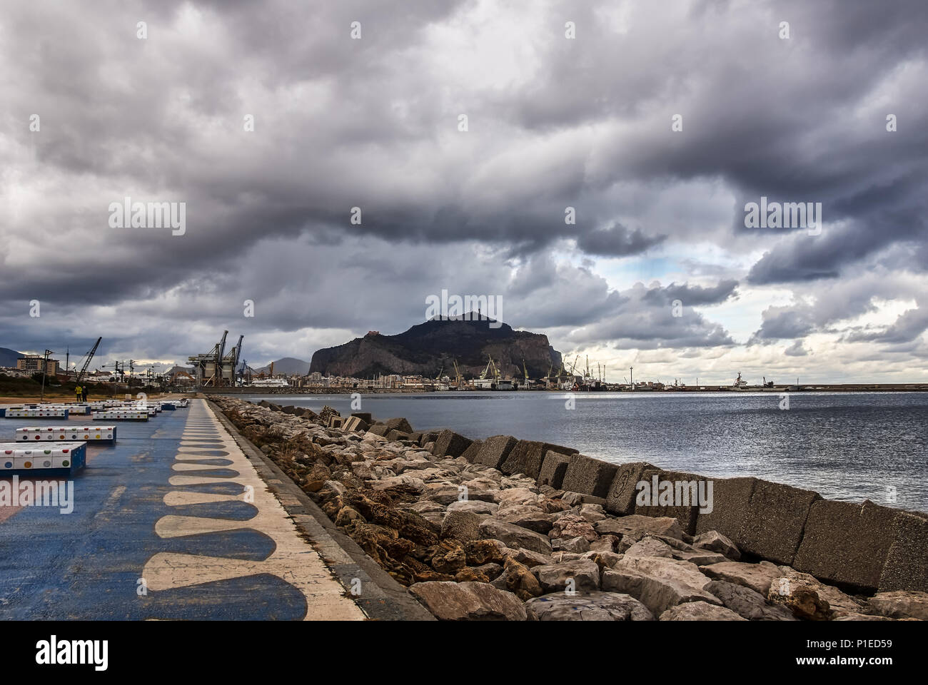 Palermo sea port with cloudy sky, seafront view at Monte Pellegrino ...