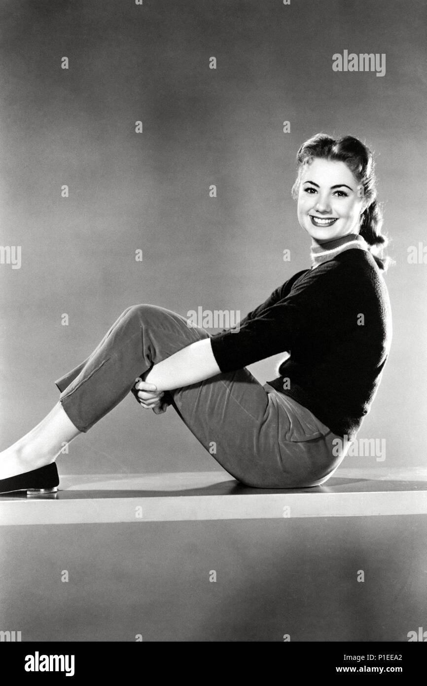 Shirley jones hi-res stock photography and images - Alamy