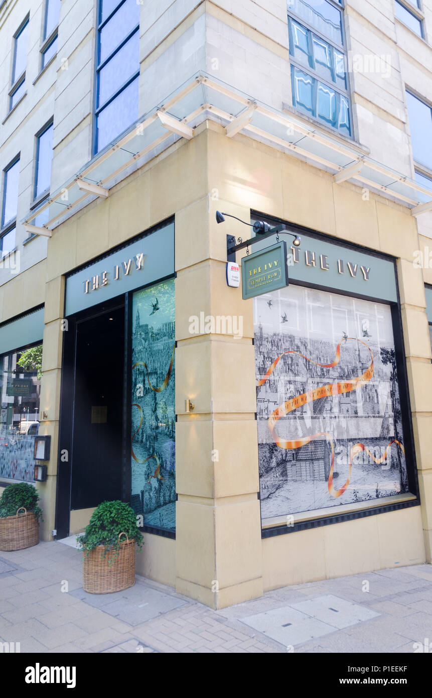 Row bar hi-res stock photography and images - Alamy