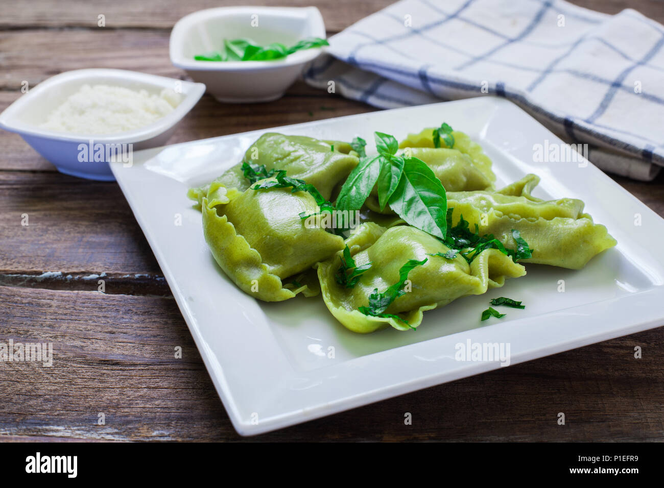 Tortelloni with ricotta and spinach hi-res stock photography and images ...