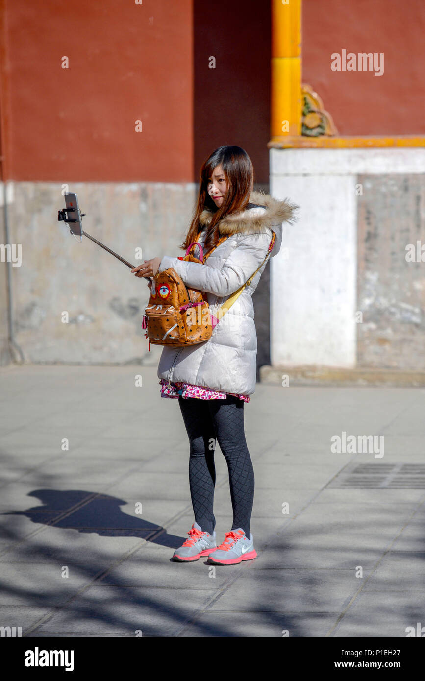 Lama girl hi-res stock photography and images - Alamy