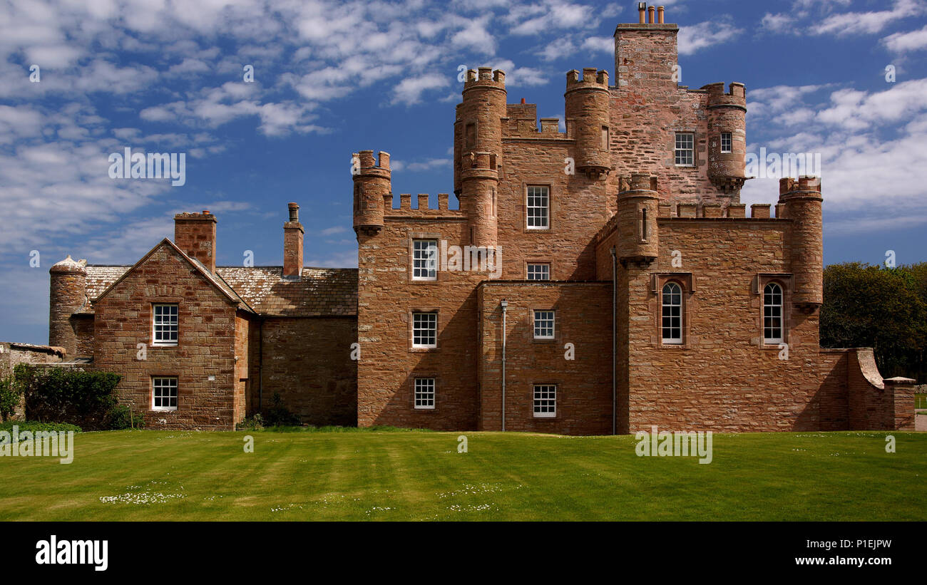 Mey castle hi-res stock photography and images - Alamy