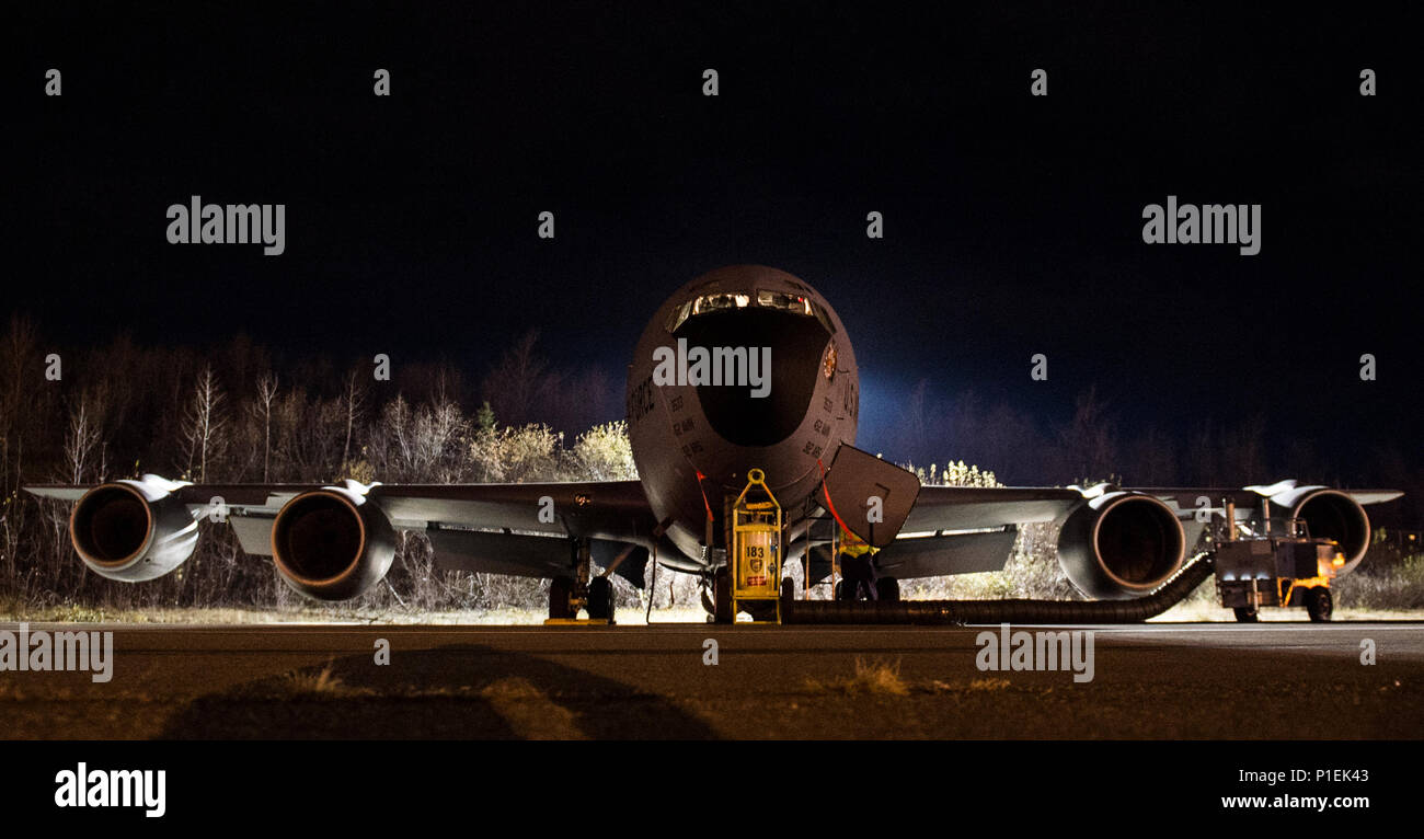 912th air refueling squadron High Resolution Stock Photography and ...