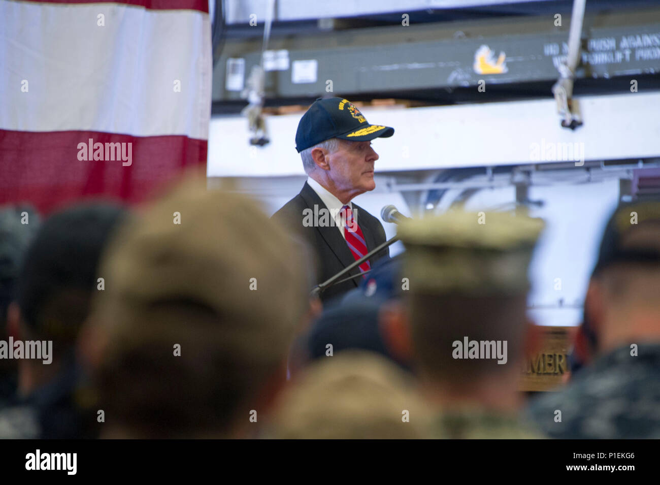 161019-N-FO981-0091 SAN DIEGO (Oct. 19, 2016) The 75th Secretary of the ...