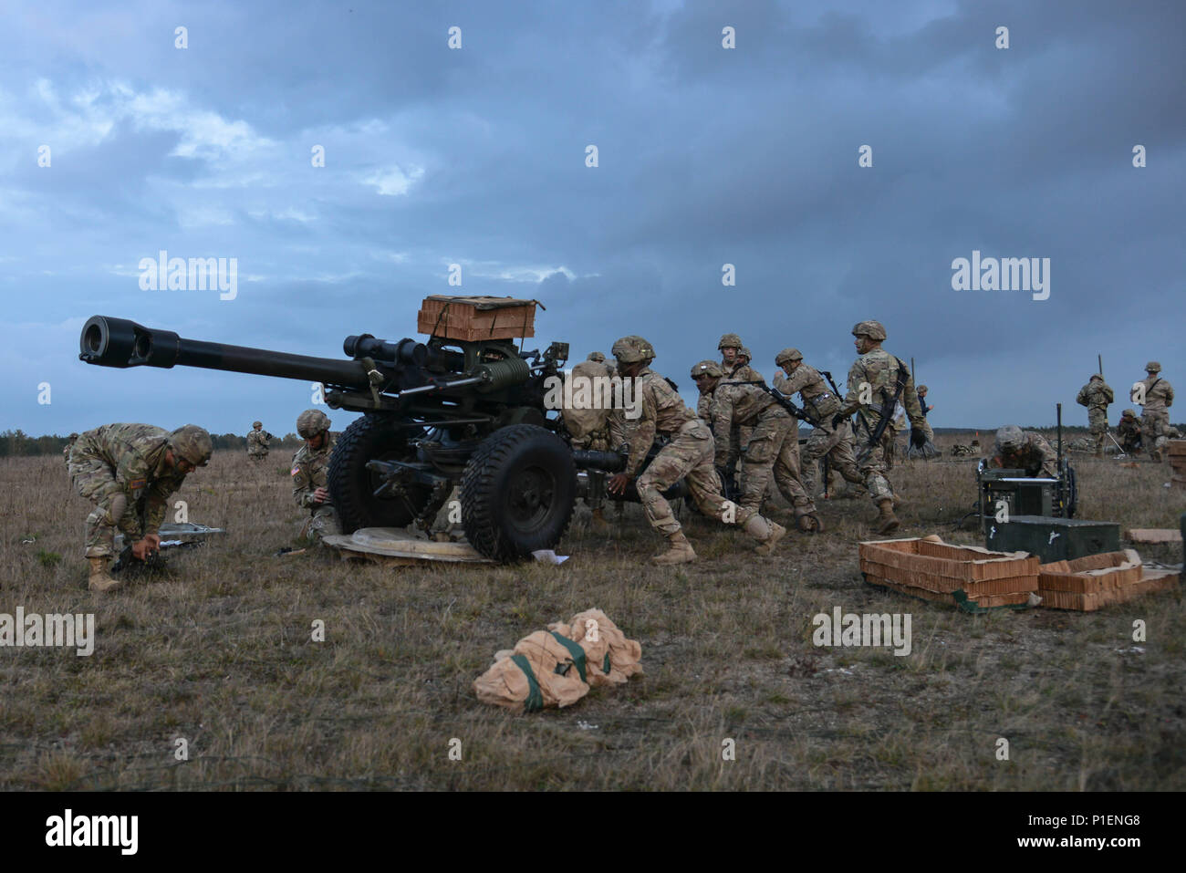 U.S. Soldiers, paratroopers assigned to the 4th Battalion, 319th ...
