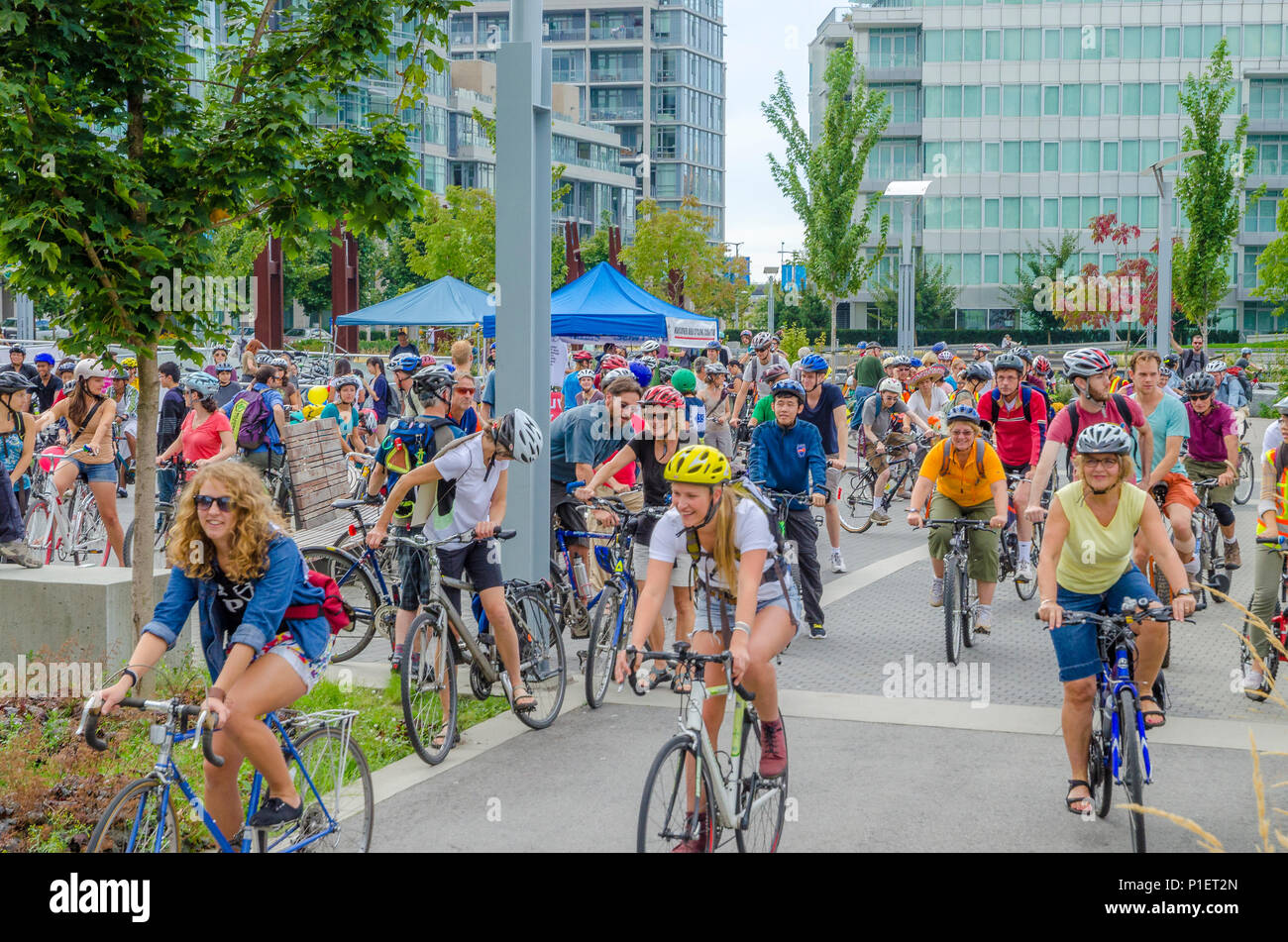 Bike parade hi-res stock photography and images - Alamy