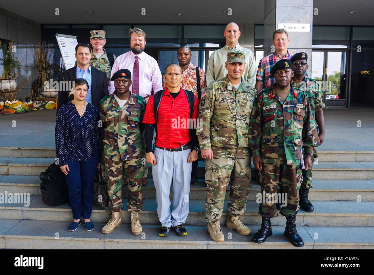 Malawi defense force hi-res stock photography and images - Alamy