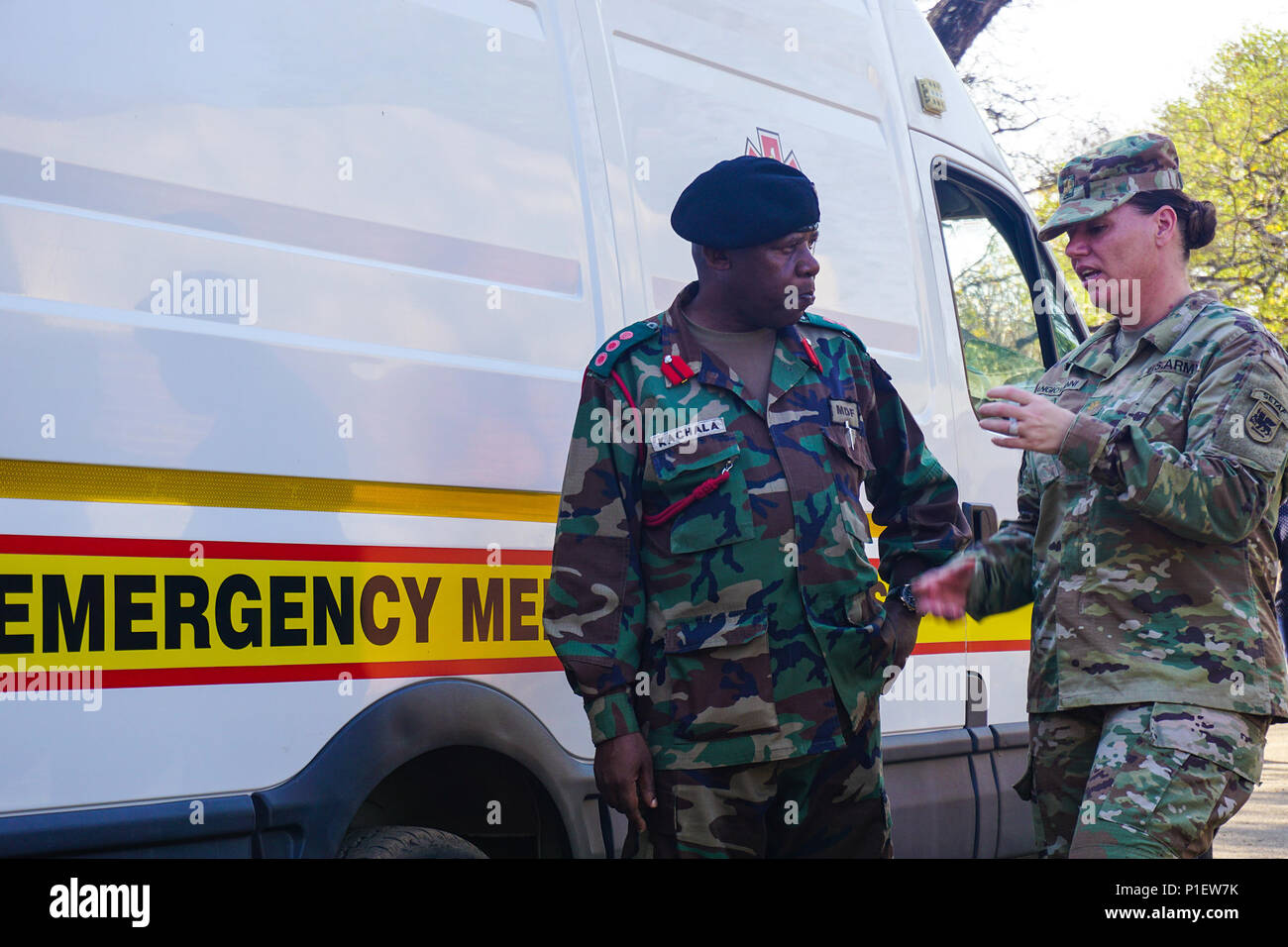 Malawi defense force hi-res stock photography and images - Alamy