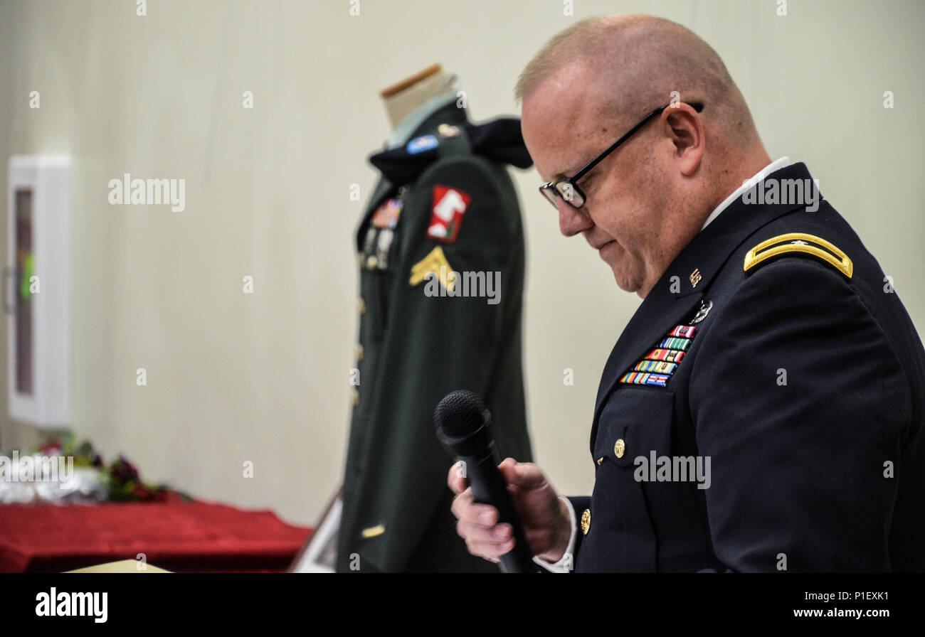 88th Regional Support Command’s Deputy Commanding General, Brig. Gen ...