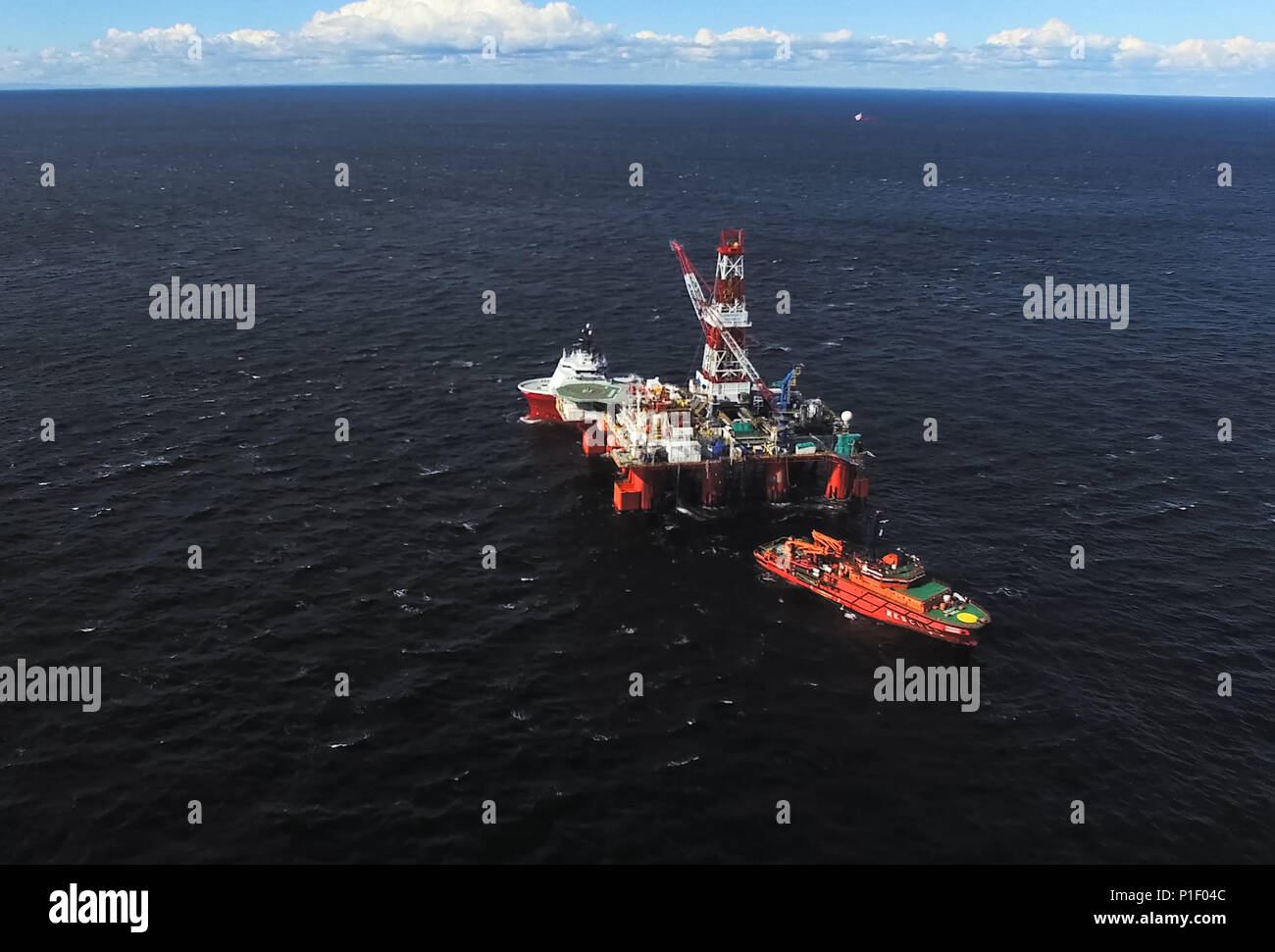 Oil and gas equipment subsea hi-res stock photography and images - Alamy