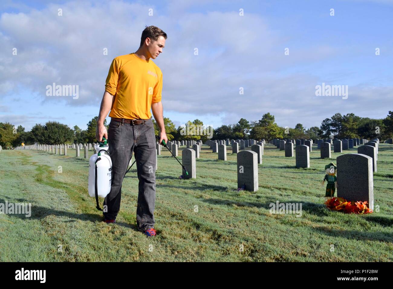 161020-N-IR859-029 HOUSTON (Oct. 20, 2016) Lt. Clayton Callander from ...