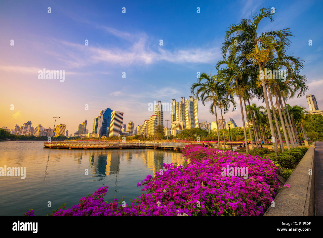 Lake Ratchada situated in the Benjakitti Park in Bangkok, Thailand ...
