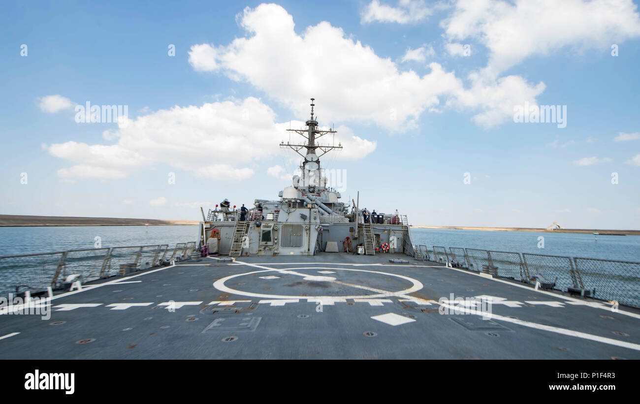 161019-N-GP524-212 SUEZ CANAL (Oct. 19, 2016) The guided-missile ...