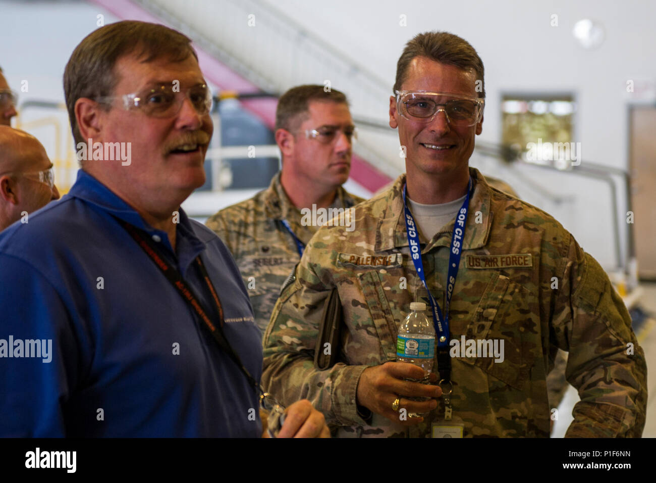 Senior leaders from the 1st Special Operations Wing tour a Lockheed ...