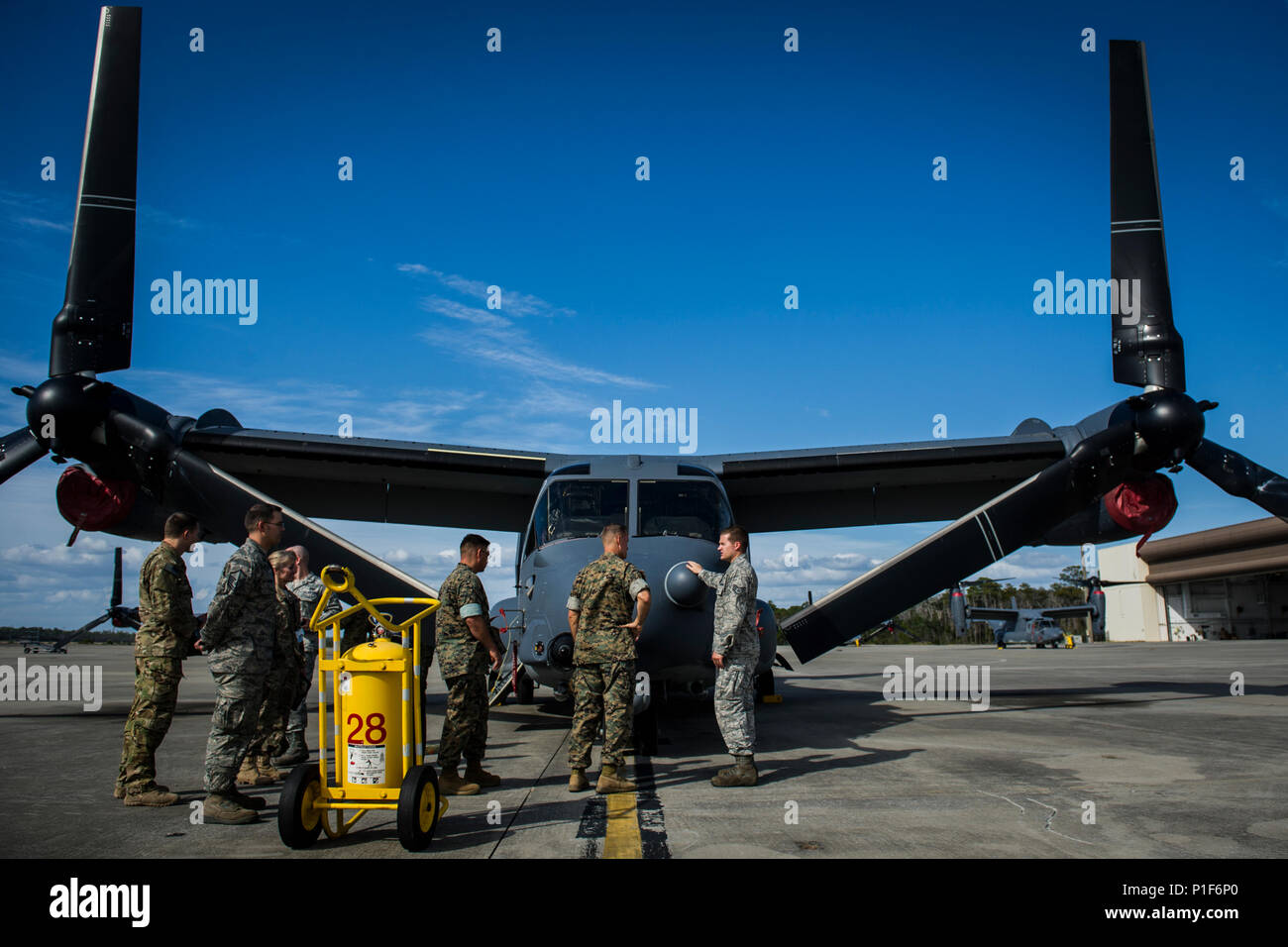 Marine Maj. Gen. Carl E. Mundy, III, the commander of U.S. Marine Corps ...
