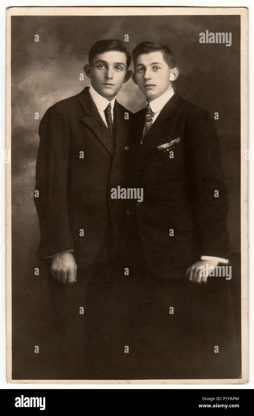 Two Men Pose High Resolution Stock Photography and Images - Alamy