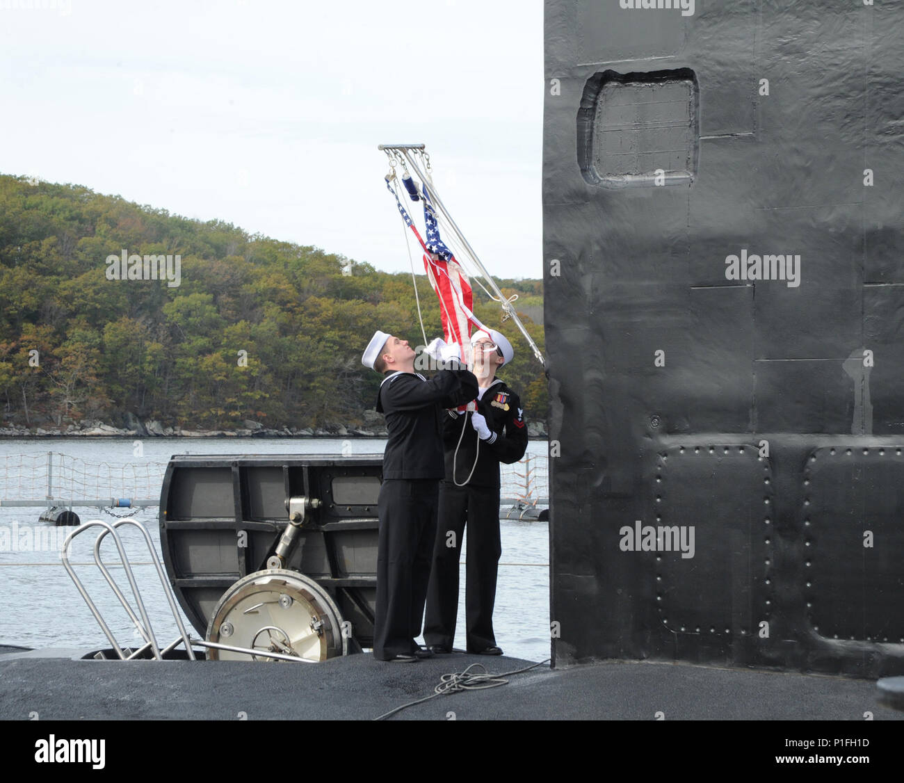 161029-N-HI707-238 GROTON, Conn. (Oct. 29, 2016) Sailors assigned to ...