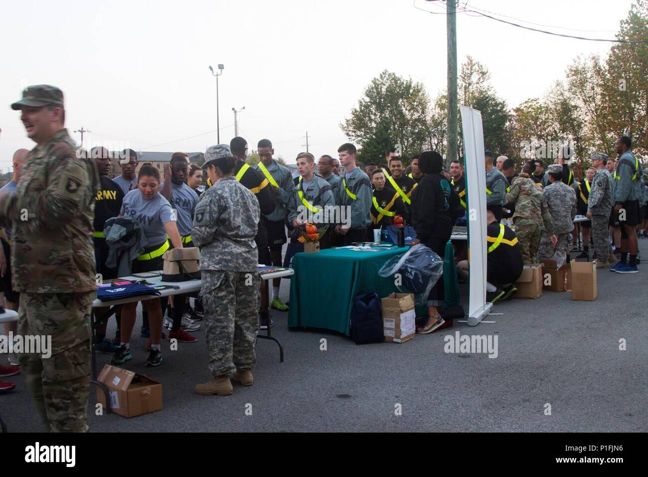 Soldiers from 129th Combat Sustainment Support Battalion, 101st ...