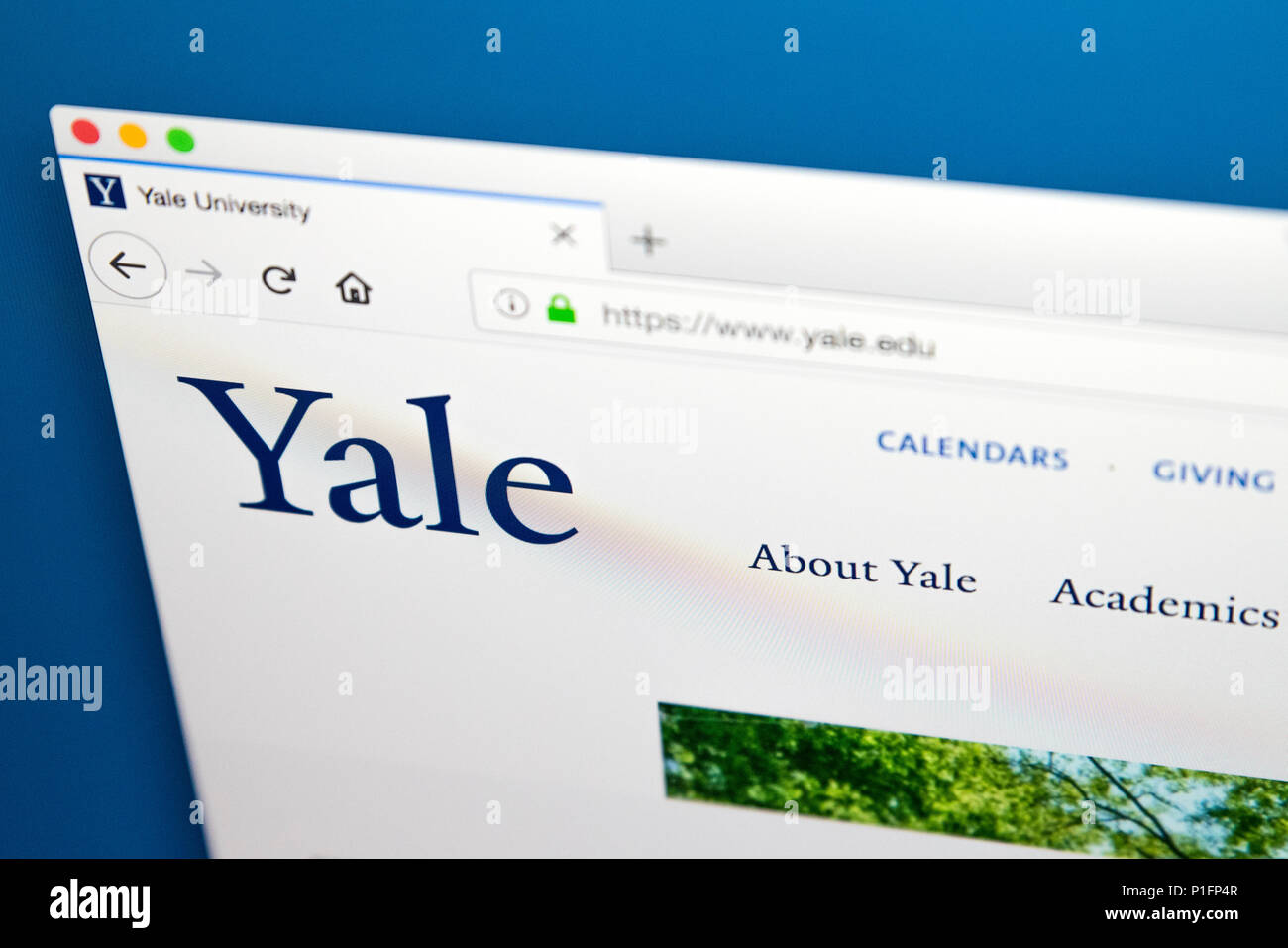 Yale university logo hi-res stock photography and images - Alamy