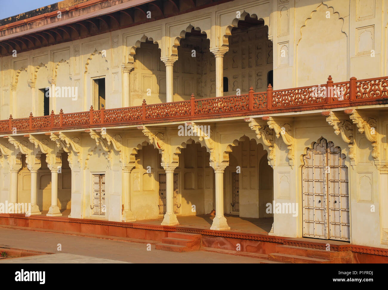 Arcade surrounding Anguri Bagh (Grape Garden) in Agra Fort, Uttar ...