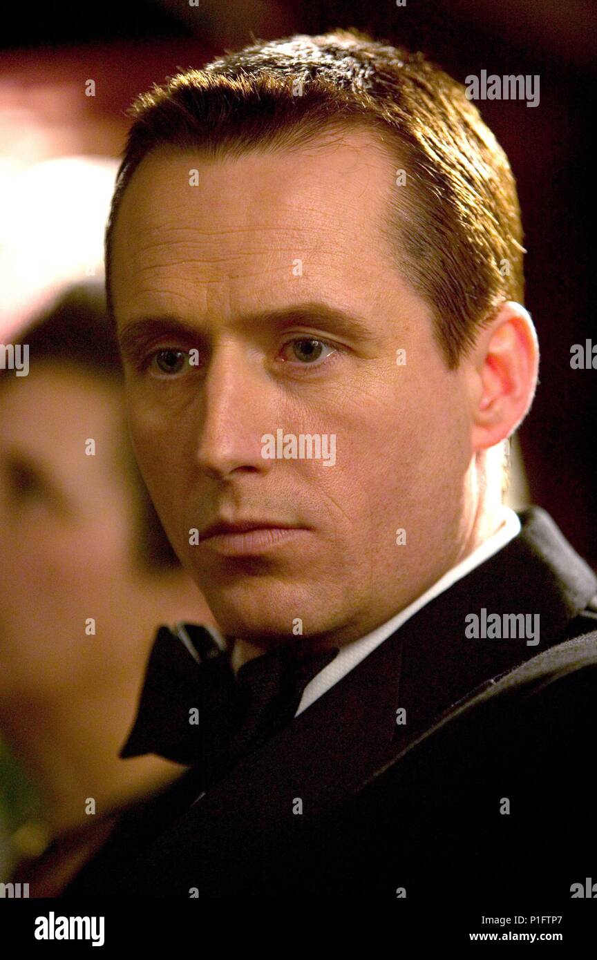 Linus Roache High Resolution Stock Photography and Images - Alamy