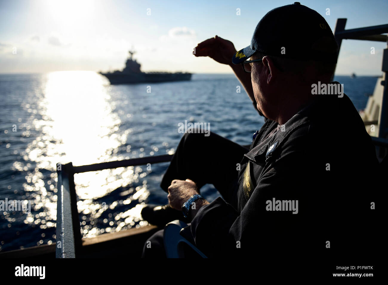 161022-N-FP878-063 MEDITERRANEAN SEA (Oct. 22, 2016) USS Ross (DDG 71 ...