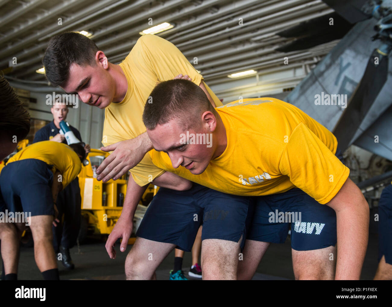 PACIFIC OCEAN (October 21, 2016) – Petty Officer 3rd Class Justin ...