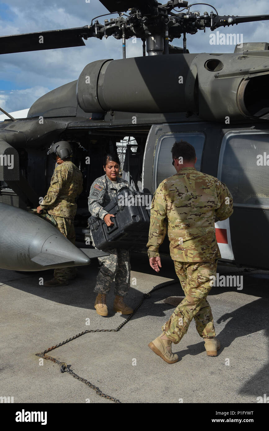 More than 200 Joint Task Force-Bravo and Special Purpose Marine Air ...