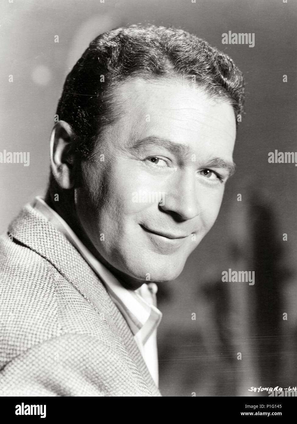 Stars: RED BUTTONS. Credit: WARNER BROS/ Album Stock Photo - Alamy
