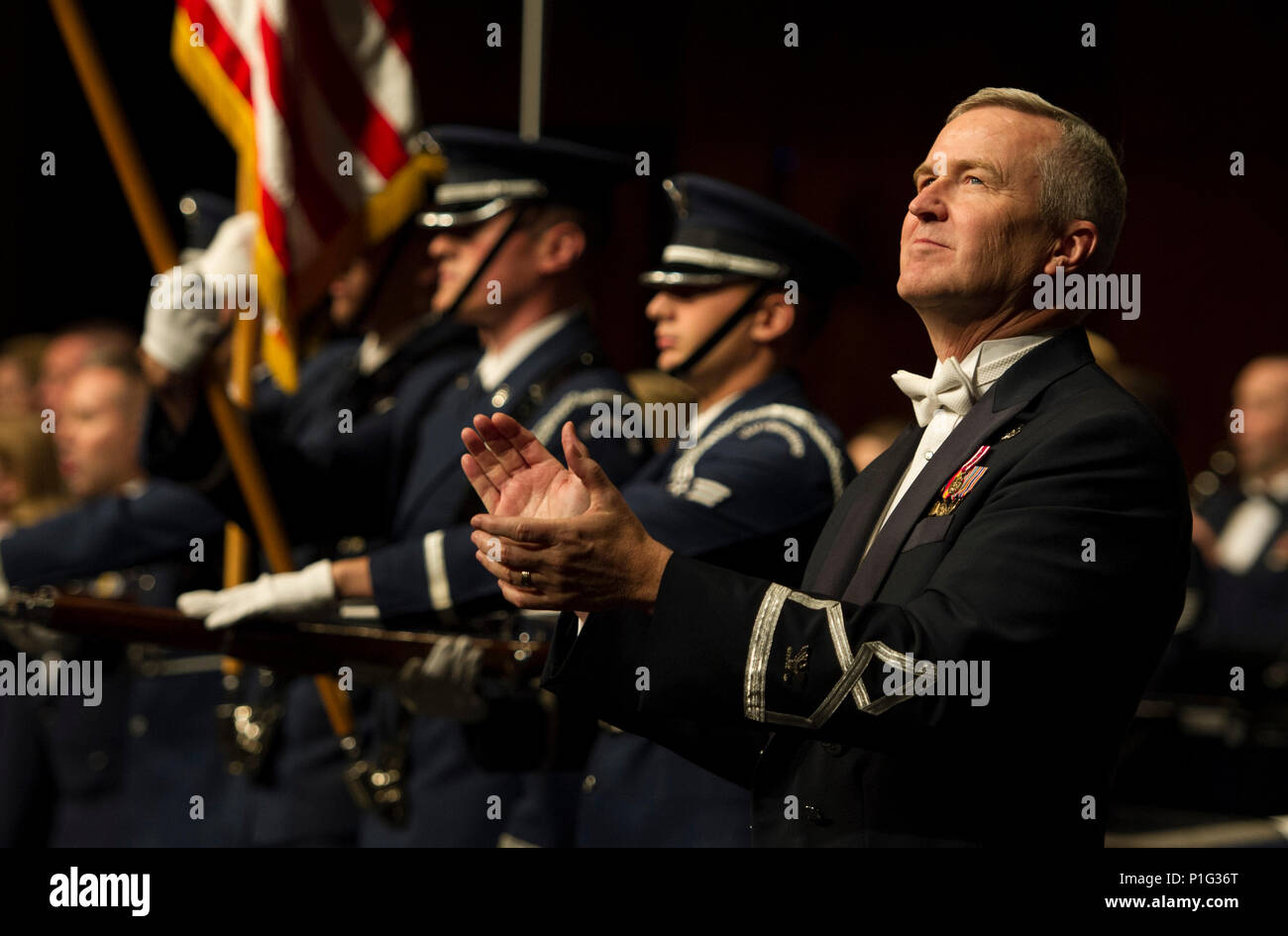 Col larry h lang hi-res stock photography and images - Alamy