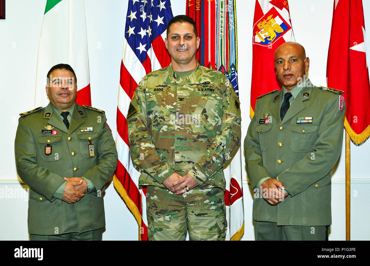 Col noureddine riahi hi-res stock photography and images - Alamy