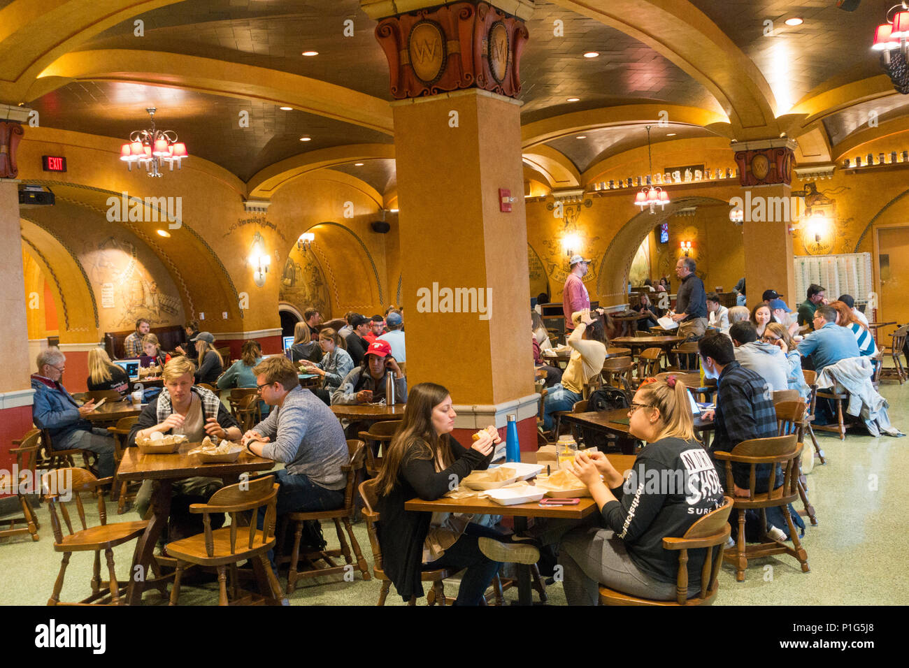 Rathskeller hi-res stock photography and images - Alamy