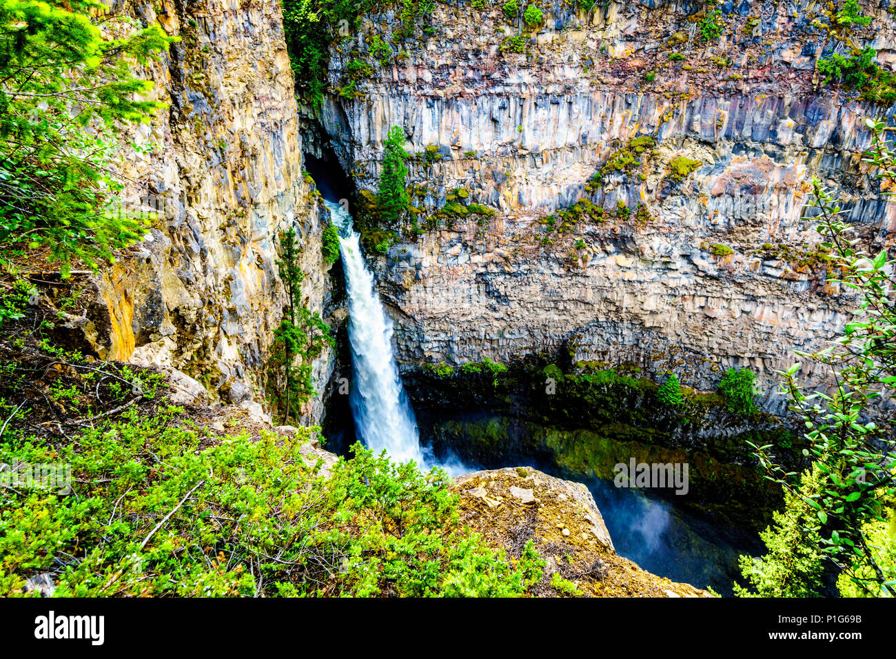 Spahat waterfall hi-res stock photography and images - Alamy
