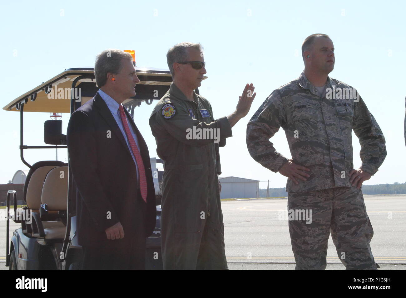 Rep buddy carter hi-res stock photography and images - Alamy