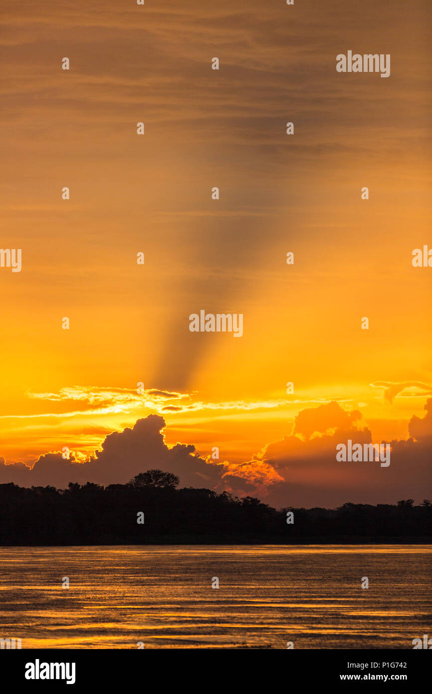 Amazon river basin peru hi-res stock photography and images - Alamy
