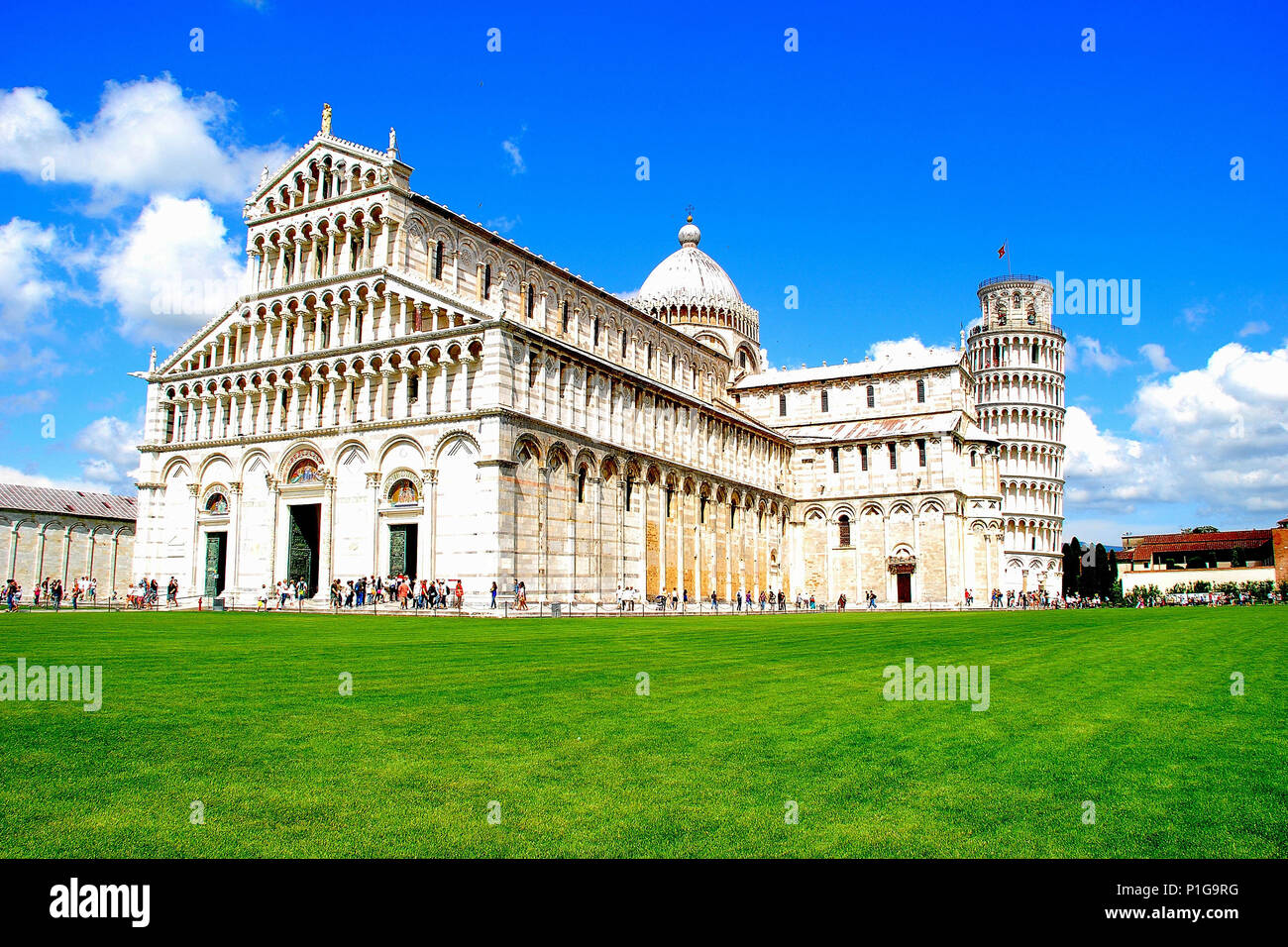 Pisa cathedral complex hi-res stock photography and images - Alamy
