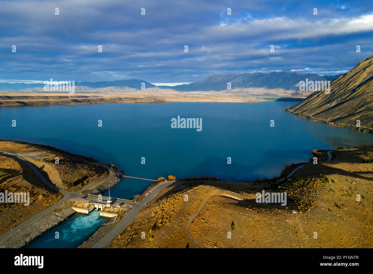 Lake Ohau, and outlet to Ohau Canal, near Twizel, Mackenzie Country ...