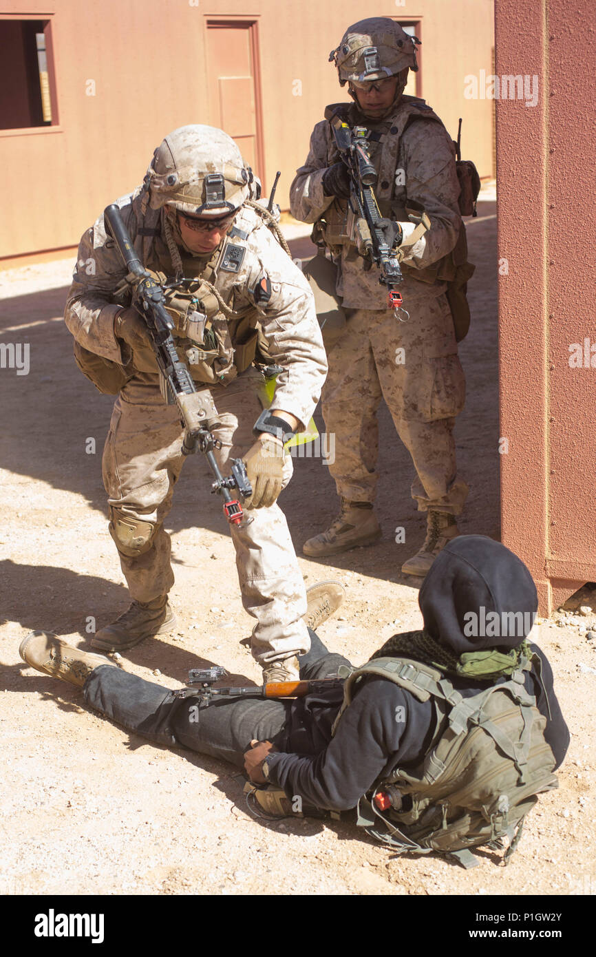 United States Marine Corps Corporal Marlon Heskett and Lance Cpl ...