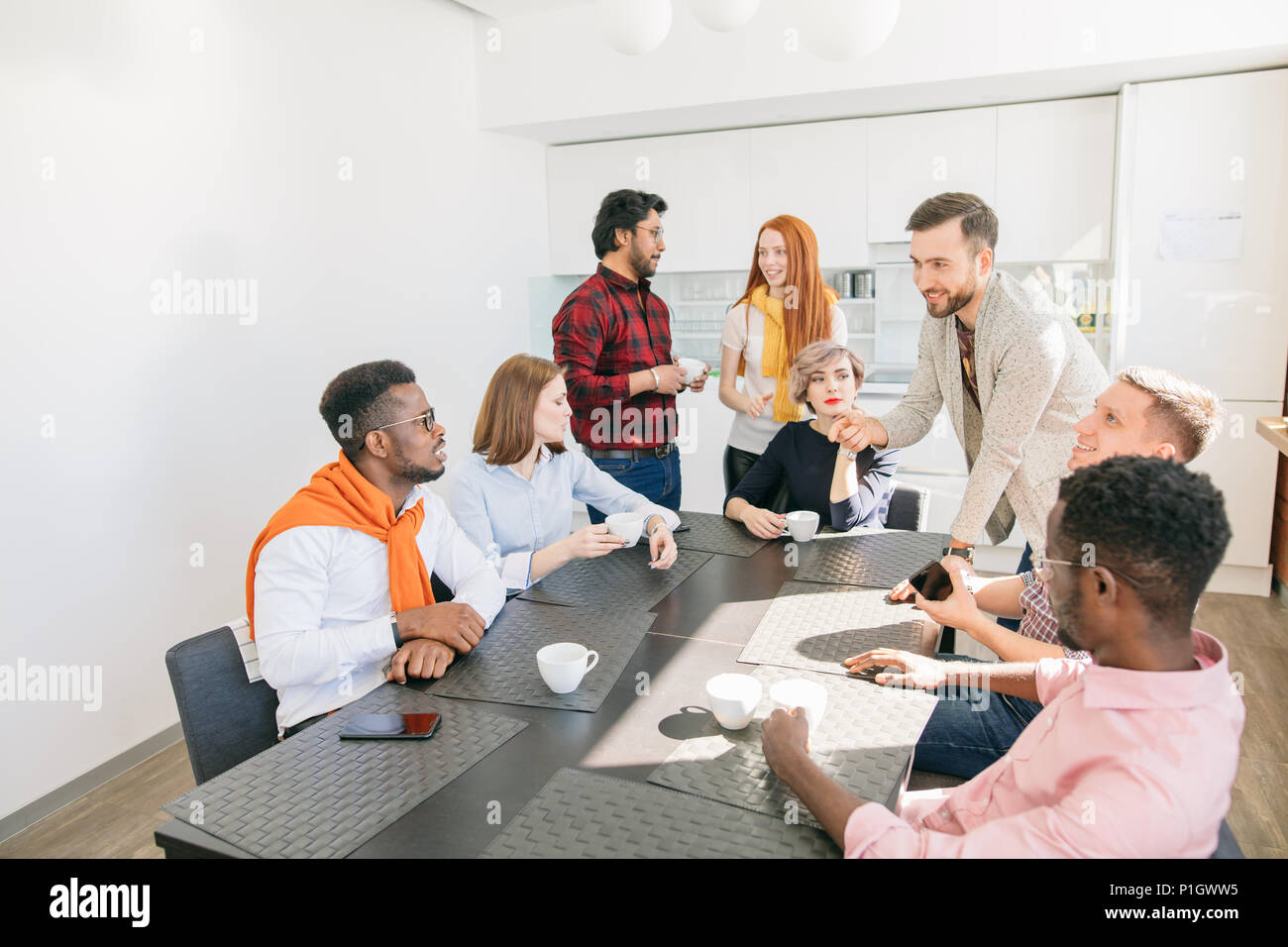 Men debating business hi-res stock photography and images - Alamy