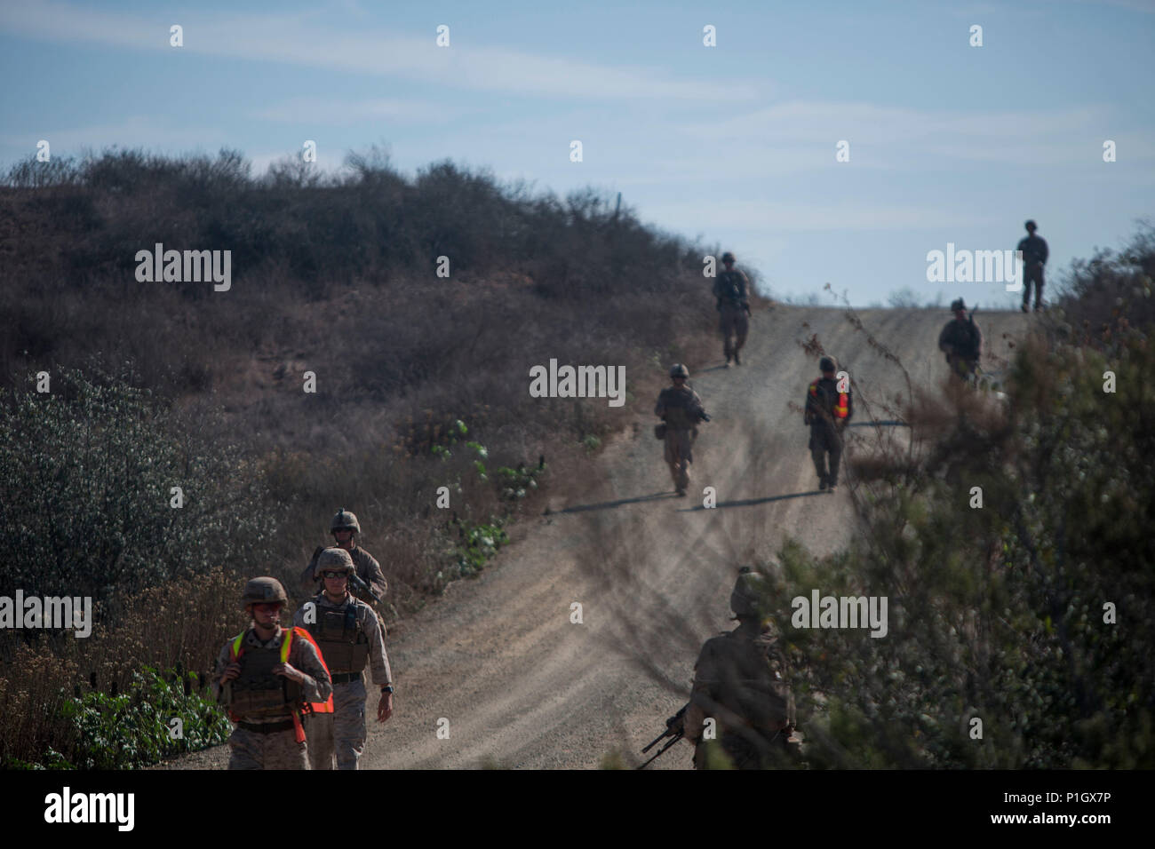 Marines with 1st Light Armored Reconnaissance Battalion, 1st Marine ...