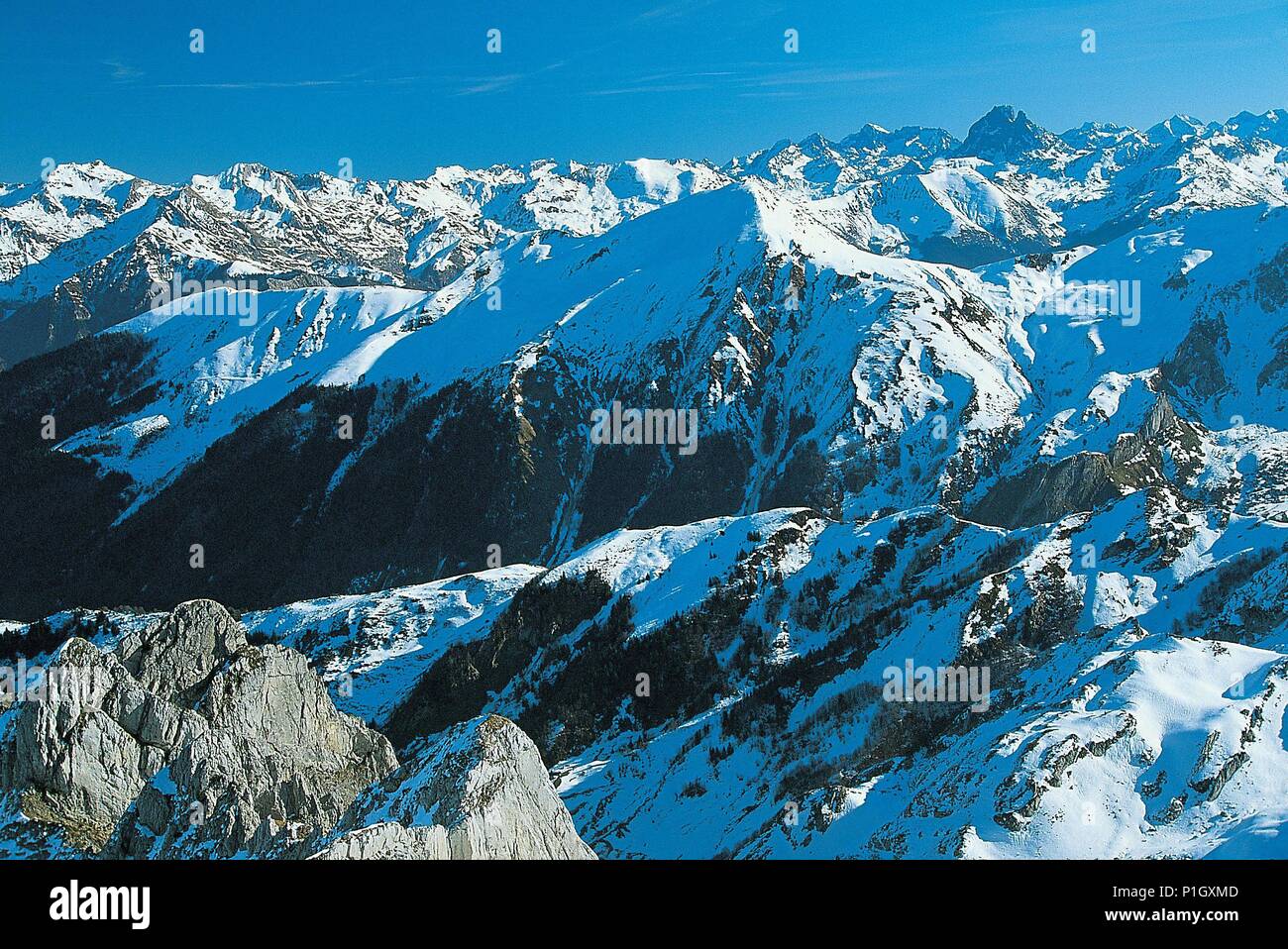 Desde el invierno hi-res stock photography and images - Alamy
