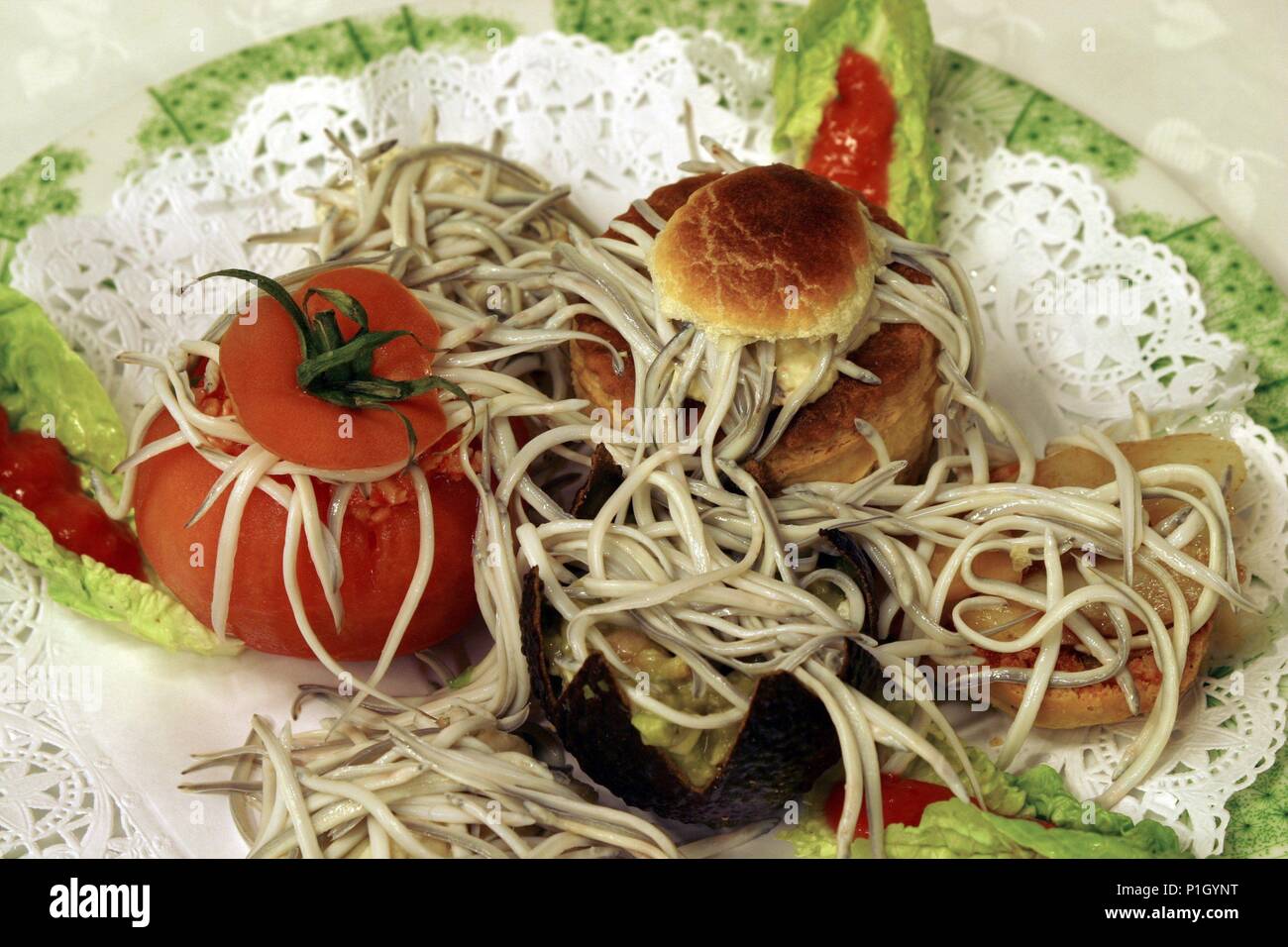 Ampuero; restaurante "La Pinta"; plato especialidad de la casa: "Tabla ...