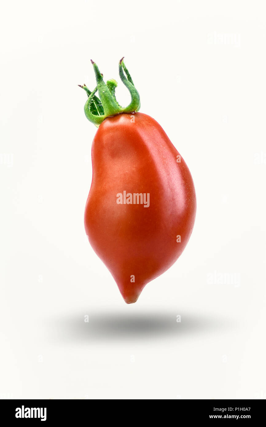 Sicilian organic red tomato Stock Photo - Alamy
