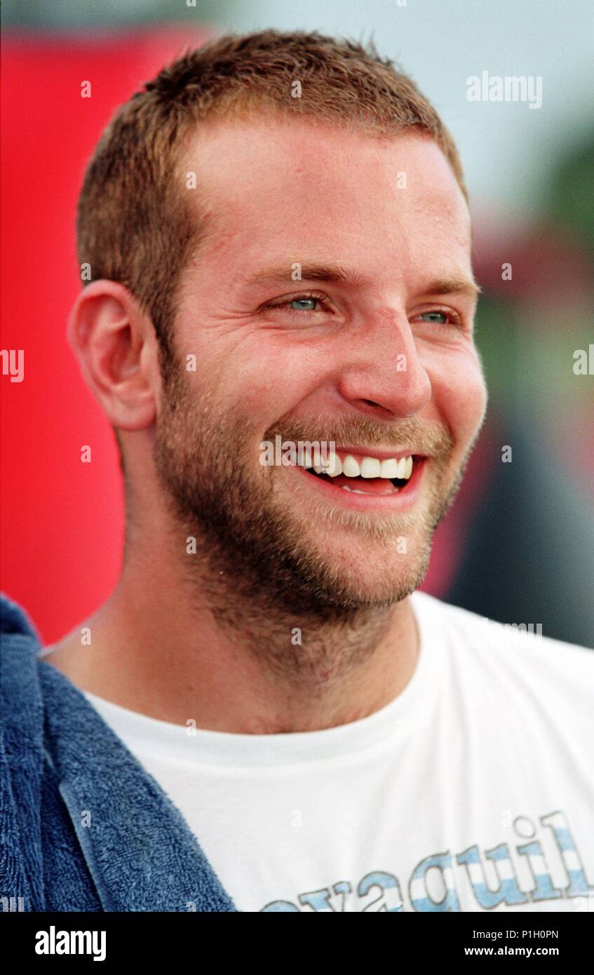 Original Film Title: FAILURE TO LAUNCH. English Title: FAILURE TO ...