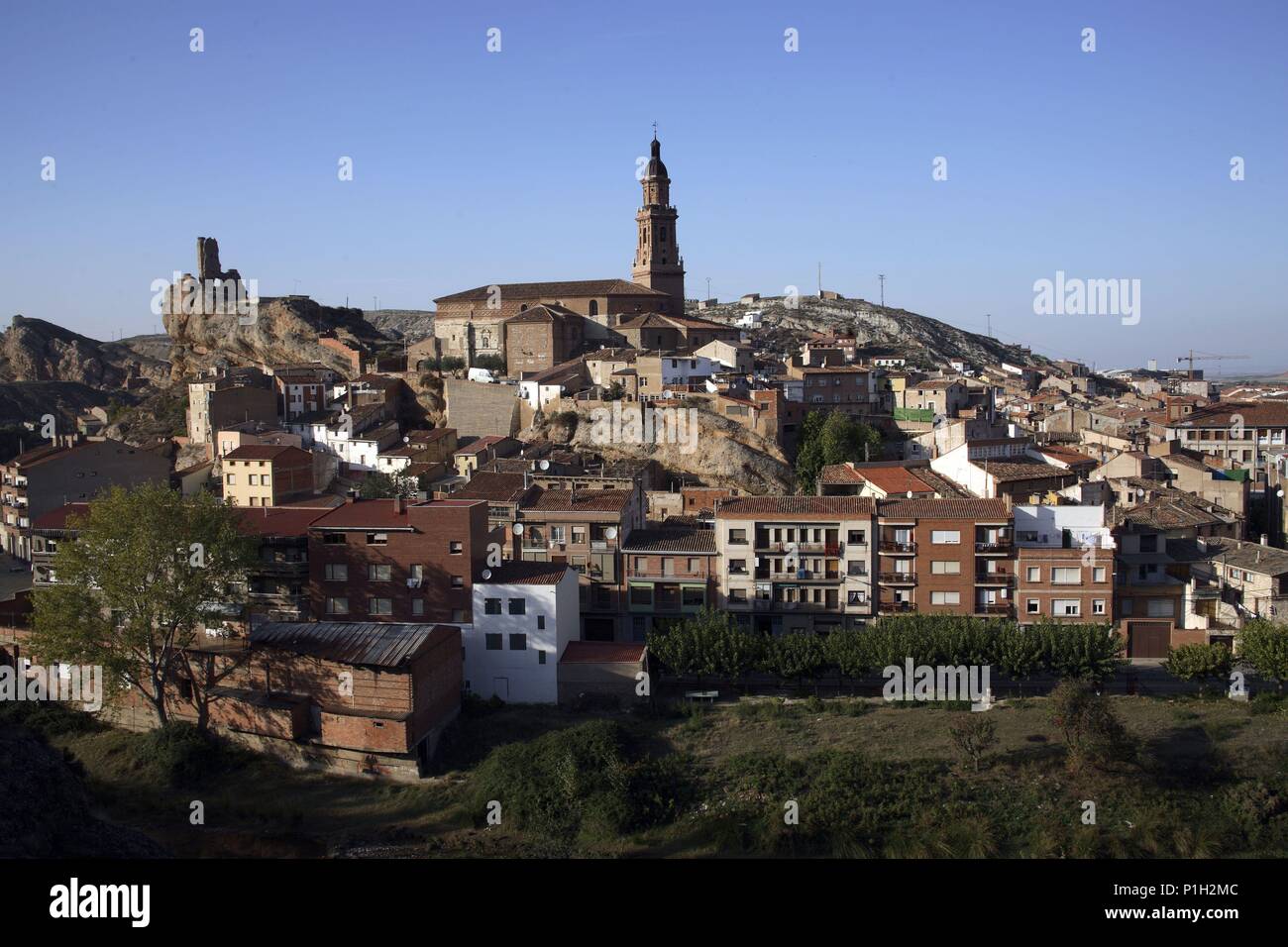 SPAIN - LA RIOJA - Rioja Baja (district). Autol; vista del pueblo con ...